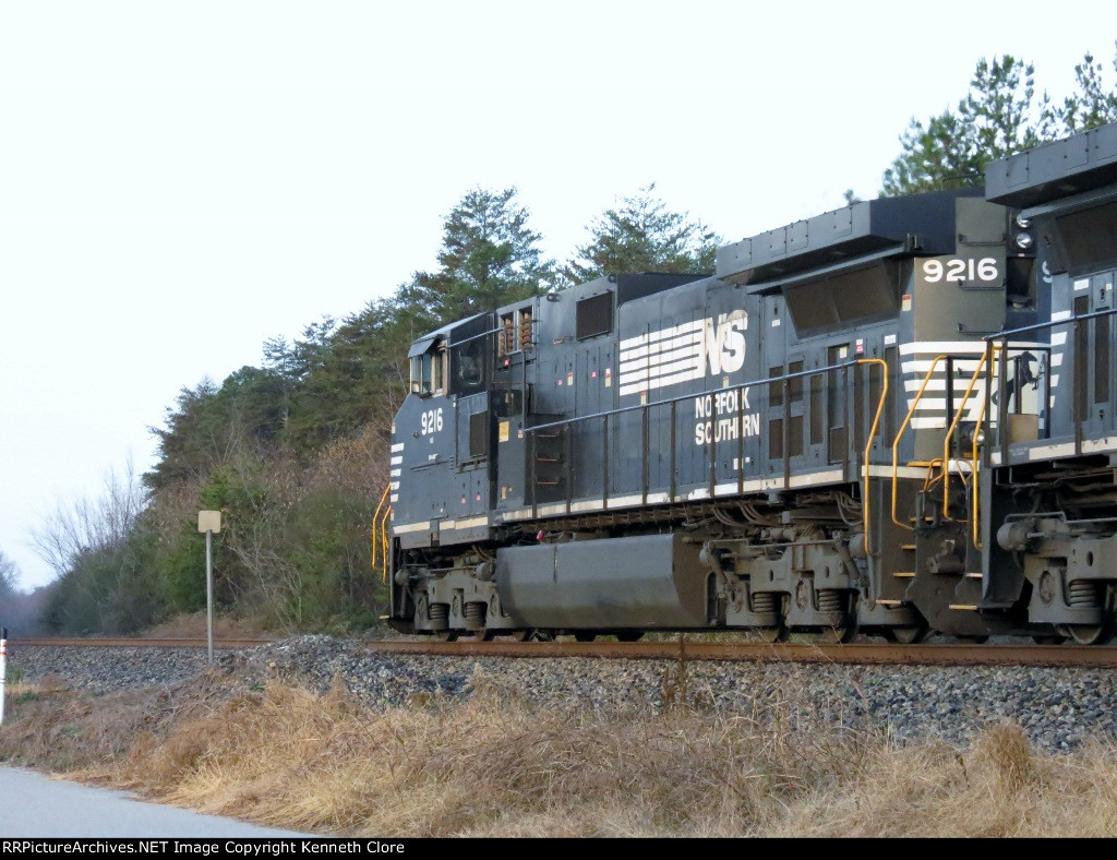 NS train #203 (Intermodal) (Rutherford, PA - Atlanta, GA) (pic 5)